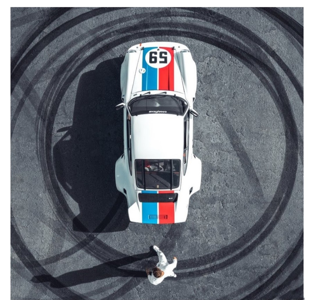 Car in circle #65 #59 | NFT Collection | Airnfts